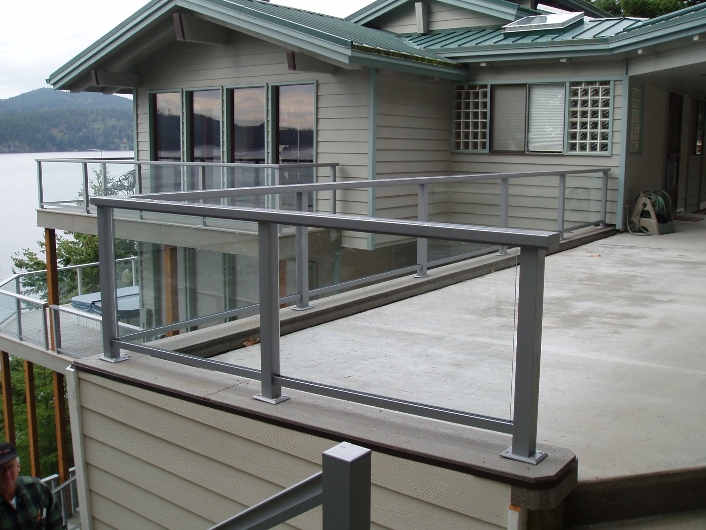 Glass Railing | CrystaLite, Inc.